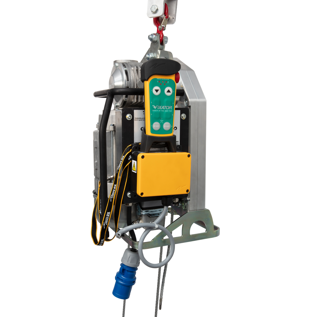 Fixator LM Series Material Hoists - Bee Access