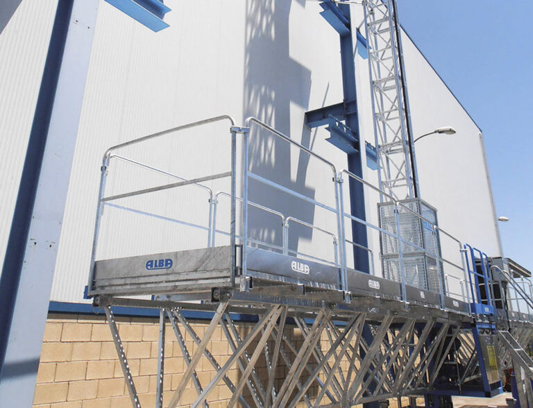 ALBA PEC 150 Mast Climber - Bee Access